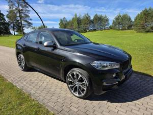 Black BMW X6 2016 in Telschi, with an engine capacity of 2.99 L and mileage of 260 thousand km for 24500 €, photo 11 on AUTOMOTO.COM.LV