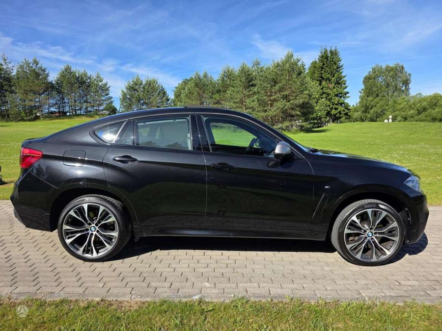 Black BMW X6 2016 in Telschi, with an engine capacity of 2.99 L and mileage of 260 thousand km for 24500 €, photo 15 on AUTOMOTO.COM.LV