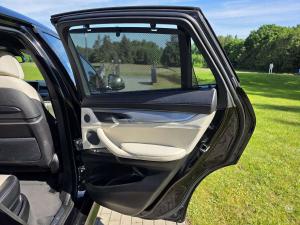 Black BMW X6 2016 in Telschi, with an engine capacity of 2.99 L and mileage of 260 thousand km for 24500 €, photo 36 on AUTOMOTO.COM.LV