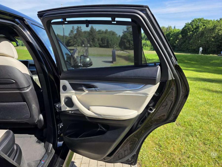 Black BMW X6 2016 in Telschi, with an engine capacity of 2.99 L and mileage of 260 thousand km for 24500 €, photo 36 on AUTOMOTO.COM.LV