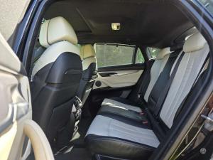 Black BMW X6 2016 in Telschi, with an engine capacity of 2.99 L and mileage of 260 thousand km for 24500 €, photo 42 on AUTOMOTO.COM.LV