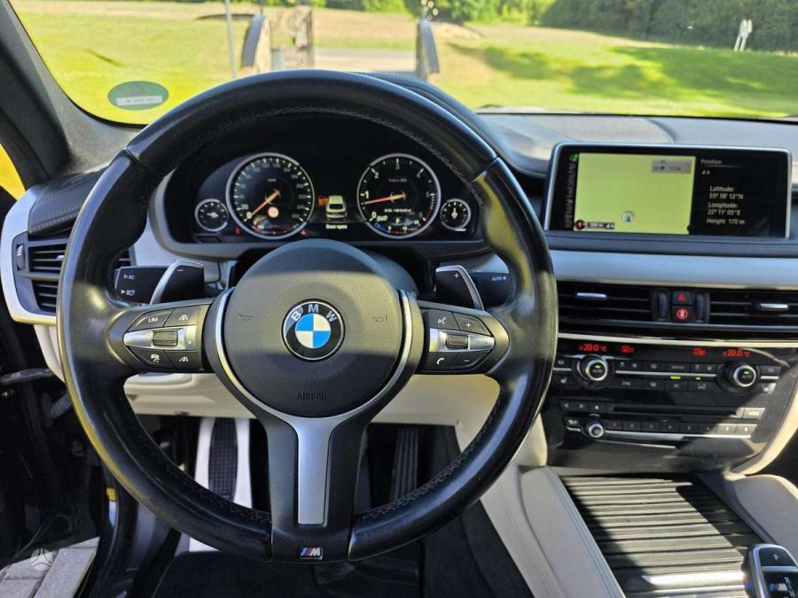 Black BMW X6 2016 in Telschi, with an engine capacity of 2.99 L and mileage of 260 thousand km for 24500 €, photo 46 on AUTOMOTO.COM.LV