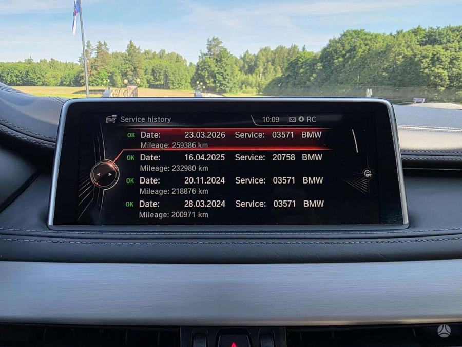 Black BMW X6 2016 in Telschi, with an engine capacity of 2.99 L and mileage of 260 thousand km for 24500 €, photo 58 on AUTOMOTO.COM.LV