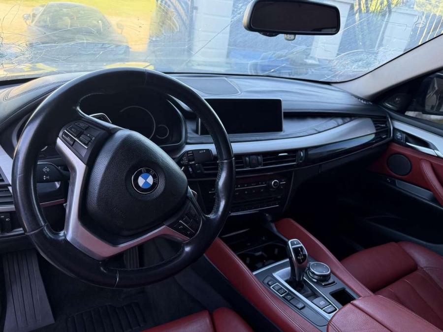 Melns BMW X6 2016 Šauļi, ar dzinēja tilpumu 2.98 L un nobraukumu 184 tūkst. km par 13500 €, foto 19 vietnē AUTOMOTO.COM.LV