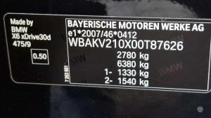 Black BMW X6 2016 in Kaunas, with an engine capacity of 2.99 L and mileage of 269 thousand km for 23900 €, photo 20 on AUTOMOTO.COM.LV