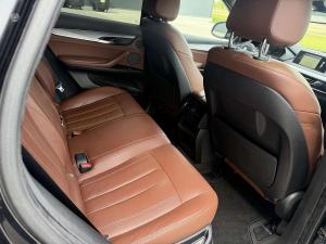 Melns BMW X6 2016 Šauļi, ar dzinēja tilpumu 2.99 L un nobraukumu 224 tūkst. km par 21900 €, foto 18 vietnē AUTOMOTO.COM.LV