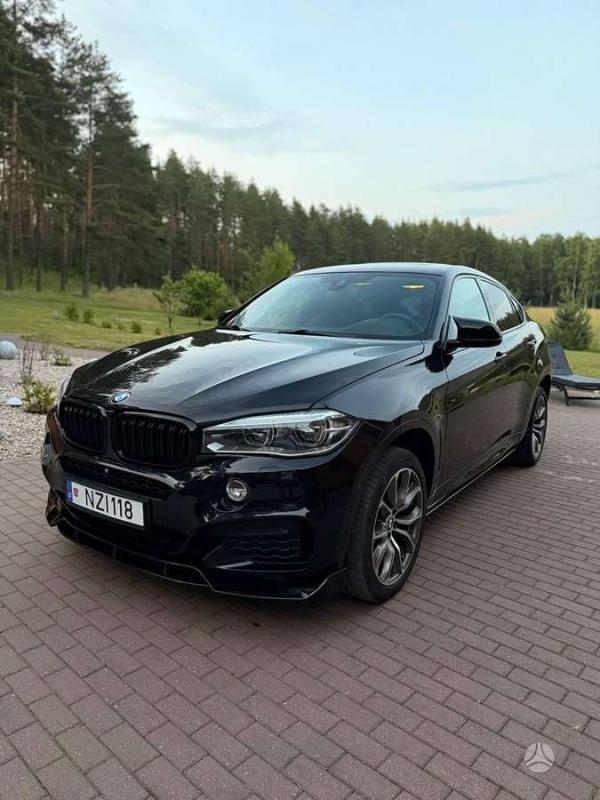 Black BMW X6 2016 in Vilnius, with an engine capacity of 4.40 L and mileage of 181 thousand km for 28000 €, photo 1 on AUTOMOTO.COM.LV