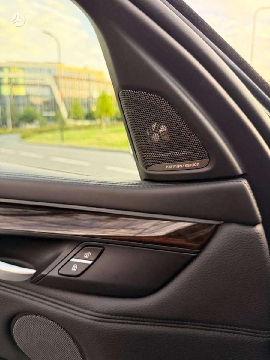 Melns BMW X6 2016 Viļņa, ar dzinēja tilpumu 4.40 L un nobraukumu 181 tūkst. km par 28000 €, foto 10 vietnē AUTOMOTO.COM.LV