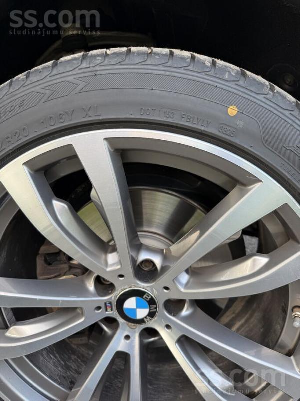 Black BMW X6 2016 in Ludza, with an engine capacity of 3.00 L and mileage of 119 thousand km for 30500 €, photo 10 on AUTOMOTO.COM.LV