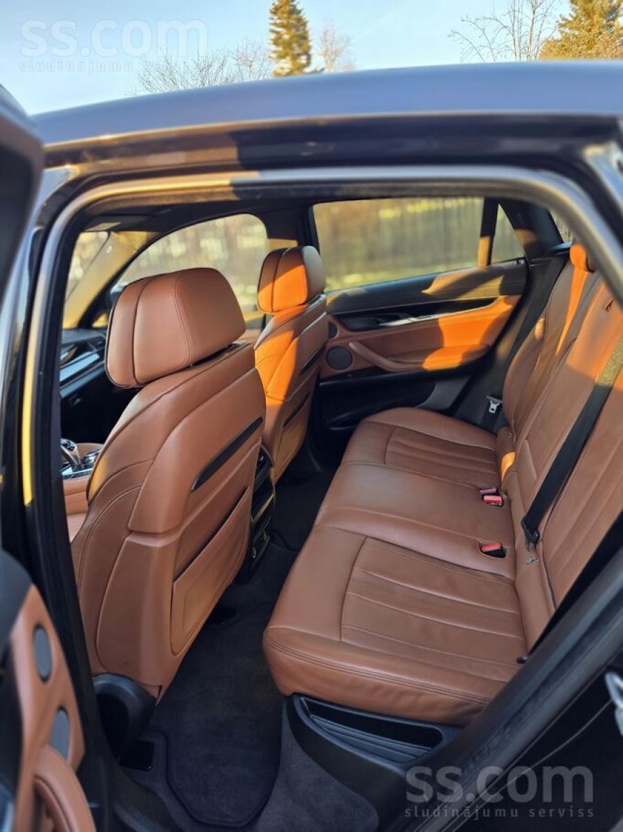 Black BMW X6 2016 in Ogre, with an engine capacity of 3.00 L and mileage of 221 thousand km for 28000 €, photo 17 on AUTOMOTO.COM.LV