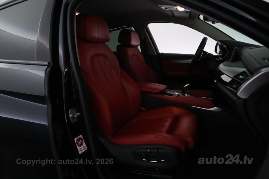 Melns BMW X6 2016 Tallina, ar dzinēja tilpumu 3.00 L un nobraukumu 102 tūkst. km par 24900 €, foto 10 vietnē AUTOMOTO.COM.LV