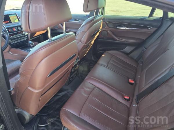 Melns BMW X6 2016 Liepāja, ar dzinēja tilpumu 3.00 L un nobraukumu 179 tūkst. km par 22500 €, foto 9 vietnē AUTOMOTO.COM.LV