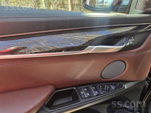 Melns BMW X6 2016 Liepāja, ar dzinēja tilpumu 3.00 L un nobraukumu 179 tūkst. km par 22500 €, foto 11 vietnē AUTOMOTO.COM.LV