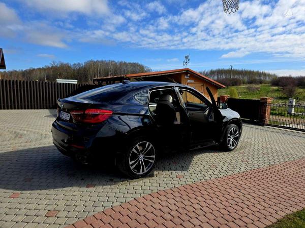 Melns BMW X6 2016 Kretinga, ar dzinēja tilpumu 2.99 L un nobraukumu 271 tūkst. km par 20600 €, foto 10 vietnē AUTOMOTO.COM.LV