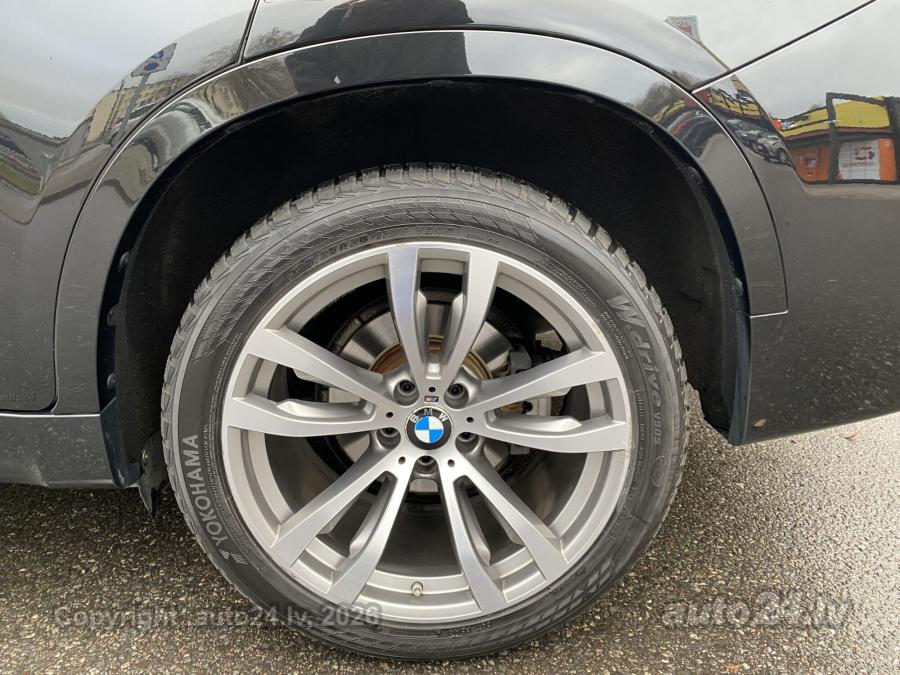 Black BMW X6 2016 in Tallinn, with an engine capacity of 3.00 L and mileage of 109 thousand km for 28000 €, photo 8 on AUTOMOTO.COM.LV