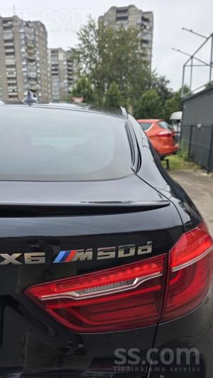 Black BMW X6 2016 in Riga, with an engine capacity of 3.00 L and mileage of 181 thousand km for 23990 €, photo 10 on AUTOMOTO.COM.LV