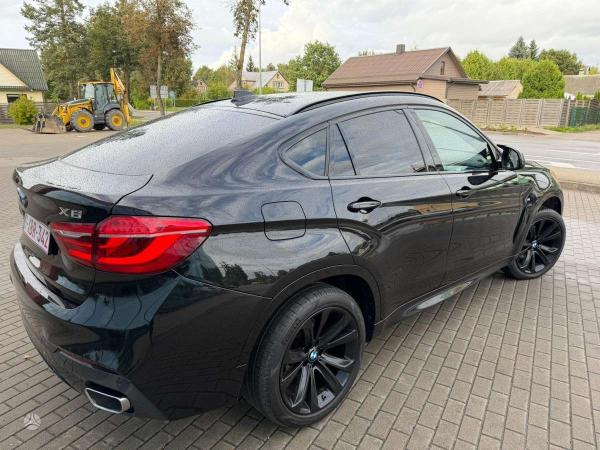 Melns BMW X6 2016 Utena, ar dzinēja tilpumu 2.99 L un nobraukumu 210 tūkst. km par 21700 €, foto 5 vietnē AUTOMOTO.COM.LV
