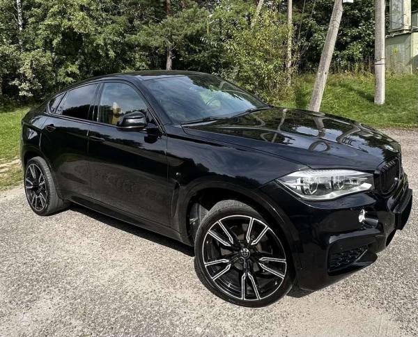 BMW X6 2016 Viļņa vietnē Melns BMW X6 2016 Viļņa, ar dzinēja tilpumu 2.99 L un nobraukumu 198 tūkst. km par 25700 €, foto 1 vietnē AUTOMOTO.COM.LV