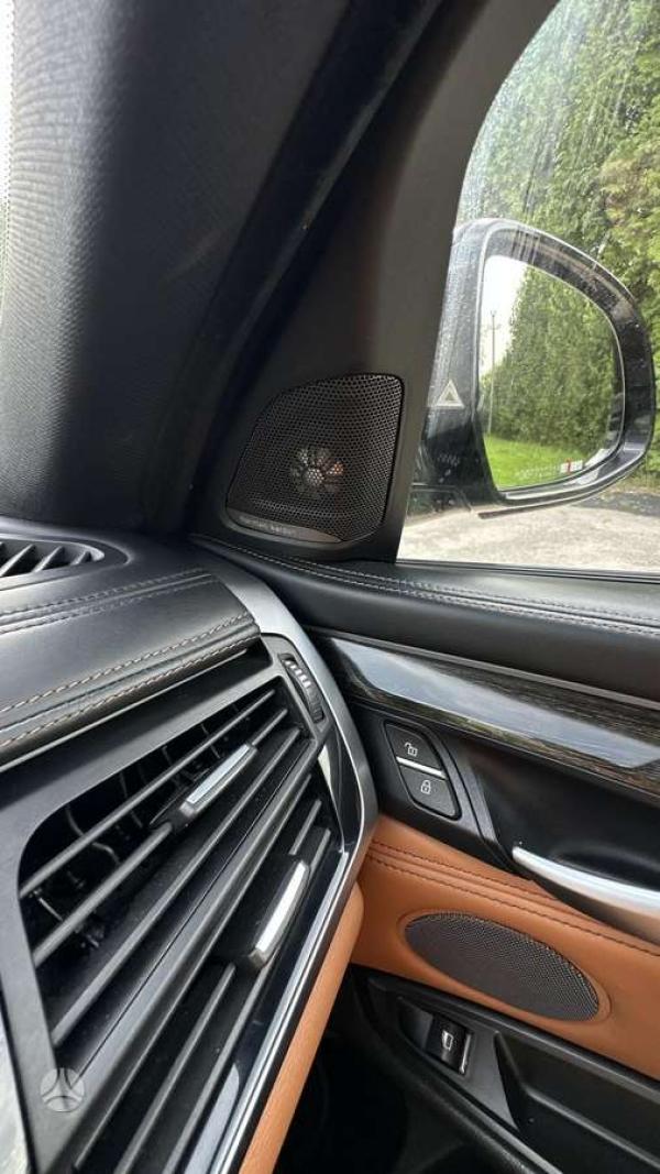BMW X6 2016 Viļņa vietnē Melns BMW X6 2016 Viļņa, ar dzinēja tilpumu 2.99 L un nobraukumu 198 tūkst. km par 25700 €, foto 10 vietnē AUTOMOTO.COM.LV