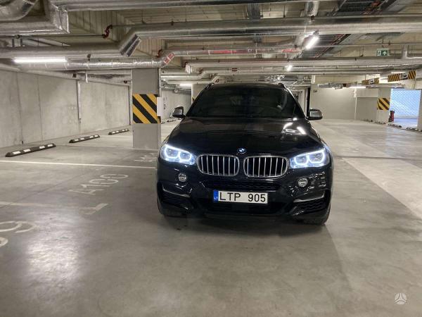 Black BMW X6 2017 in Vilnius, with an engine capacity of 3.00 L and mileage of 136 thousand km for 35490 €, photo 8 on AUTOMOTO.COM.LV