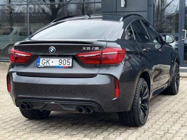 Black BMW X6 2017 in Jelgava, with an engine capacity of 4.40 L and mileage of 174 thousand km for 35500 €, photo 3 on AUTOMOTO.COM.LV