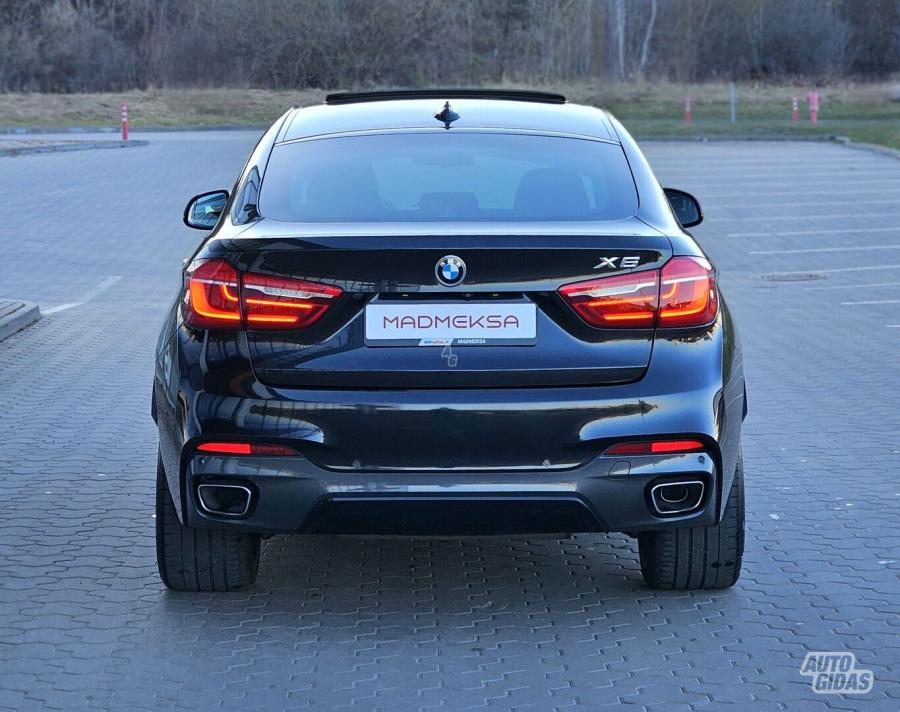 Black BMW X6 2017 in Vilnius, with an engine capacity of 3.00 L and mileage of 270 thousand km for 23950 €, photo 7 on AUTOMOTO.COM.LV