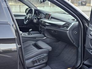 Black BMW X6 2017 in Vilnius, with an engine capacity of 3.00 L and mileage of 270 thousand km for 23950 €, photo 19 on AUTOMOTO.COM.LV