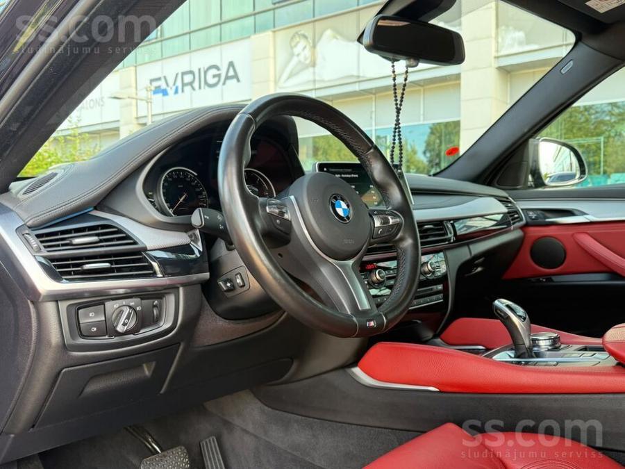 Black BMW X6 2017 in Riga, with an engine capacity of 3.00 L and mileage of 0 thousand km for 23500 €, photo 4 on AUTOMOTO.COM.LV