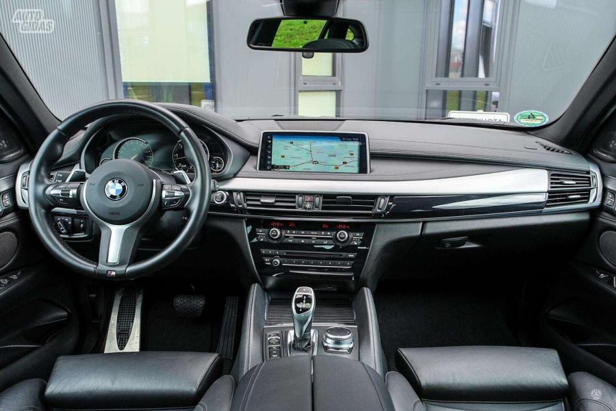 Black BMW X6 2017 in Kaunas, with an engine capacity of 3.00 L and mileage of 147 thousand km for 31950 €, photo 18 on AUTOMOTO.COM.LV