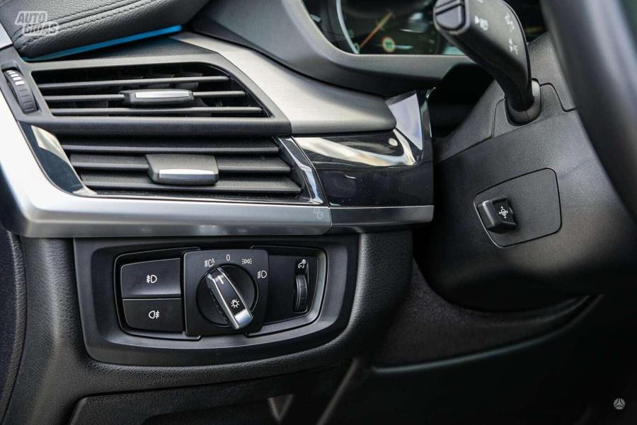 Black BMW X6 2017 in Kaunas, with an engine capacity of 3.00 L and mileage of 147 thousand km for 31950 €, photo 32 on AUTOMOTO.COM.LV