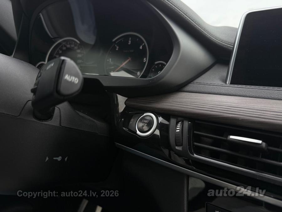 Melns BMW X6 2017 Tallina, ar dzinēja tilpumu 3.00 L un nobraukumu 225 tūkst. km par 28000 €, foto 15 vietnē AUTOMOTO.COM.LV