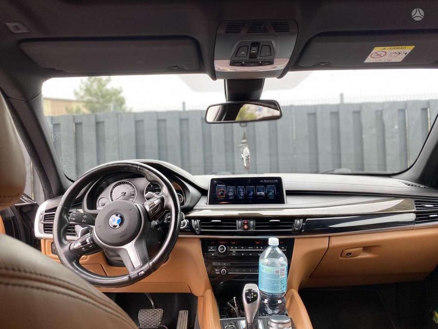 Black BMW X6 2017 in Vilnius, with an engine capacity of 2.99 L and mileage of 228 thousand km for 25600 €, photo 12 on AUTOMOTO.COM.LV