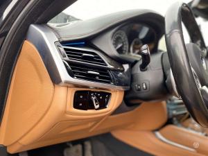 Black BMW X6 2017 in Vilnius, with an engine capacity of 2.99 L and mileage of 228 thousand km for 25600 €, photo 13 on AUTOMOTO.COM.LV