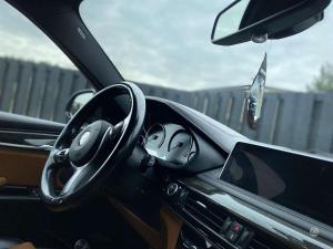 Black BMW X6 2017 in Vilnius, with an engine capacity of 2.99 L and mileage of 228 thousand km for 25600 €, photo 16 on AUTOMOTO.COM.LV