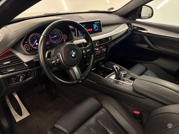 Melns BMW X6 2018 Marijampole, ar dzinēja tilpumu 2.99 L un nobraukumu 216 tūkst. km par 28450 €, foto 2 vietnē AUTOMOTO.COM.LV