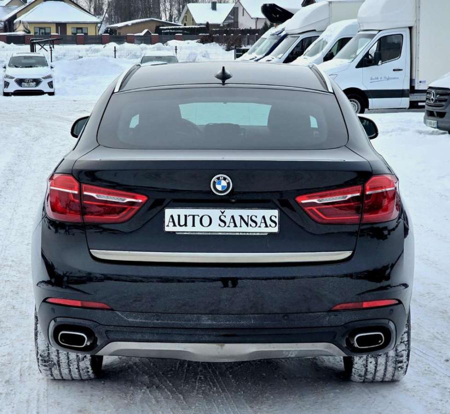 Melns BMW X6 2018 Tauragė, ar dzinēja tilpumu 2.99 L un nobraukumu 153 tūkst. km par 30950 €, foto 10 vietnē AUTOMOTO.COM.LV