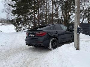 Black BMW X6 2018 in Vilnius, with an engine capacity of 2.99 L and mileage of 182 thousand km for 29999 €, photo 17 on AUTOMOTO.COM.LV
