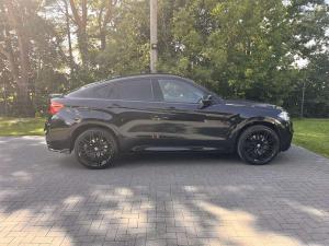 Black BMW X6 2018 in Vilnius, with an engine capacity of 2.99 L and mileage of 182 thousand km for 29999 €, photo 20 on AUTOMOTO.COM.LV
