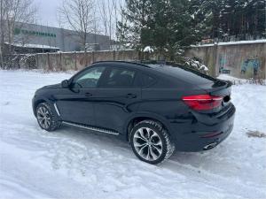 Black BMW X6 2018 in Vilnius, with an engine capacity of 2.99 L and mileage of 81 thousand km for 34900 €, photo 6 on AUTOMOTO.COM.LV