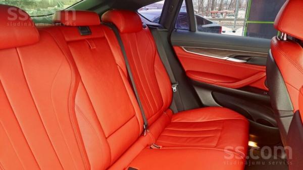 Black BMW X6 2018 in Riga, with an engine capacity of 3.00 L and mileage of 257 thousand km for 25900 €, photo 6 on AUTOMOTO.COM.LV