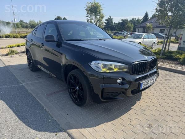 Black BMW X6 2018 in Bauska, with an engine capacity of 3.00 L and mileage of 0 thousand km for 19990 €, photo 2 on AUTOMOTO.COM.LV