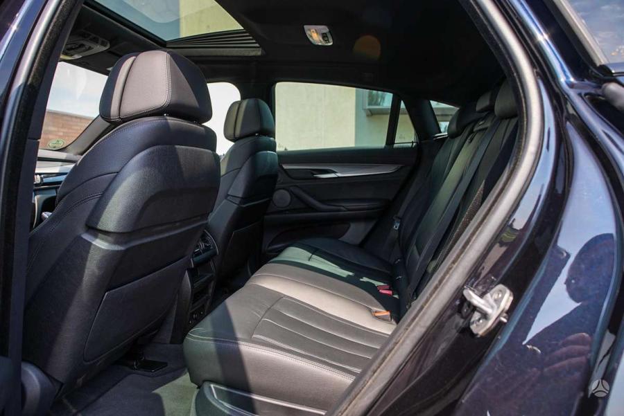 Melns BMW X6 2018 Marijampole, ar dzinēja tilpumu 2.99 L un nobraukumu 187 tūkst. km par 30950 €, foto 38 vietnē AUTOMOTO.COM.LV