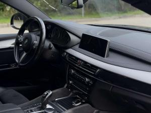 Черный БМВ Х6 2018 в Рокишкис, объемом двигателя 2.99 л и пробегом 270 тыс. км за 19850 €, фото 26 на AUTOMOTO.COM.LV