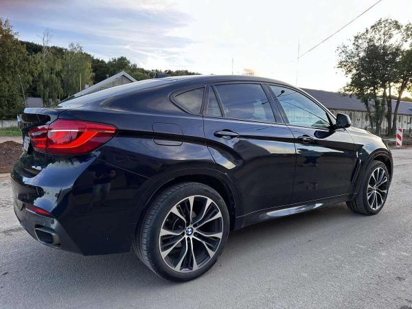 Melns BMW X6 2018 Kauņa, ar dzinēja tilpumu 2.99 L un nobraukumu 186 tūkst. km par 26000 €, foto 4 vietnē AUTOMOTO.COM.LV