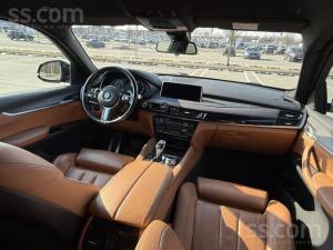 Black BMW X6 2019 in Riga, with an engine capacity of 3.00 L and mileage of 103 thousand km for 36500 €, photo 9 on AUTOMOTO.COM.LV