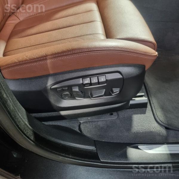 Black BMW X6 2019 in Riga, with an engine capacity of 3.00 L and mileage of 67 thousand km for 31500 €, photo 7 on AUTOMOTO.COM.LV