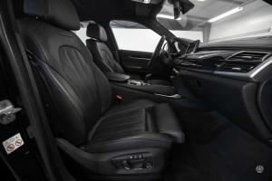 Black BMW X6 2019 in Tukums, with an engine capacity of 2.99 L and mileage of 233 thousand km for 25990 €, photo 14 on AUTOMOTO.COM.LV