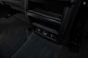 Black BMW X6 2019 in Tukums, with an engine capacity of 2.99 L and mileage of 233 thousand km for 25990 €, photo 17 on AUTOMOTO.COM.LV