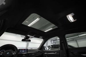 Black BMW X6 2019 in Tukums, with an engine capacity of 2.99 L and mileage of 233 thousand km for 25990 €, photo 18 on AUTOMOTO.COM.LV