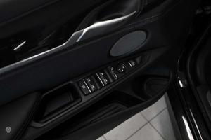 Black BMW X6 2019 in Tukums, with an engine capacity of 2.99 L and mileage of 233 thousand km for 25990 €, photo 22 on AUTOMOTO.COM.LV